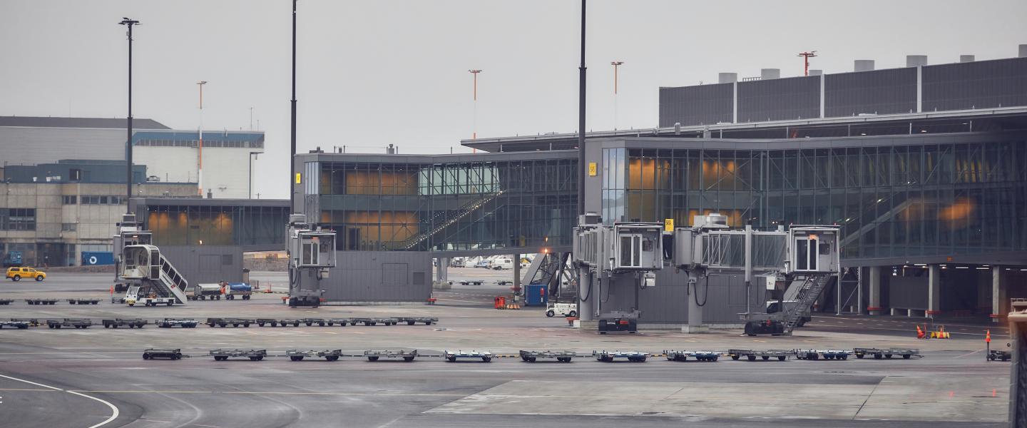 Helsinki Airport introduces new double bridges in the West Pier – Less ...